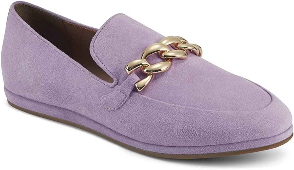 What Are The Best Colour of Shoes to Wear with Black Dress?